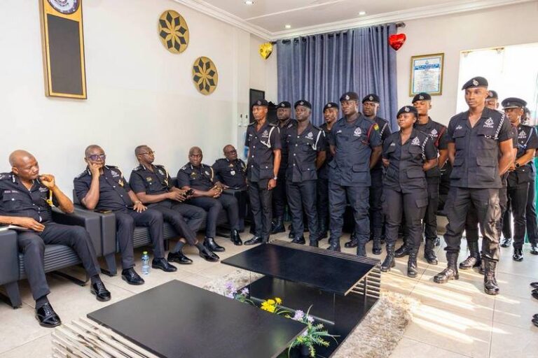 30 Police Officers Promoted Over Outstanding Performance - THE NEW REPUBLIC